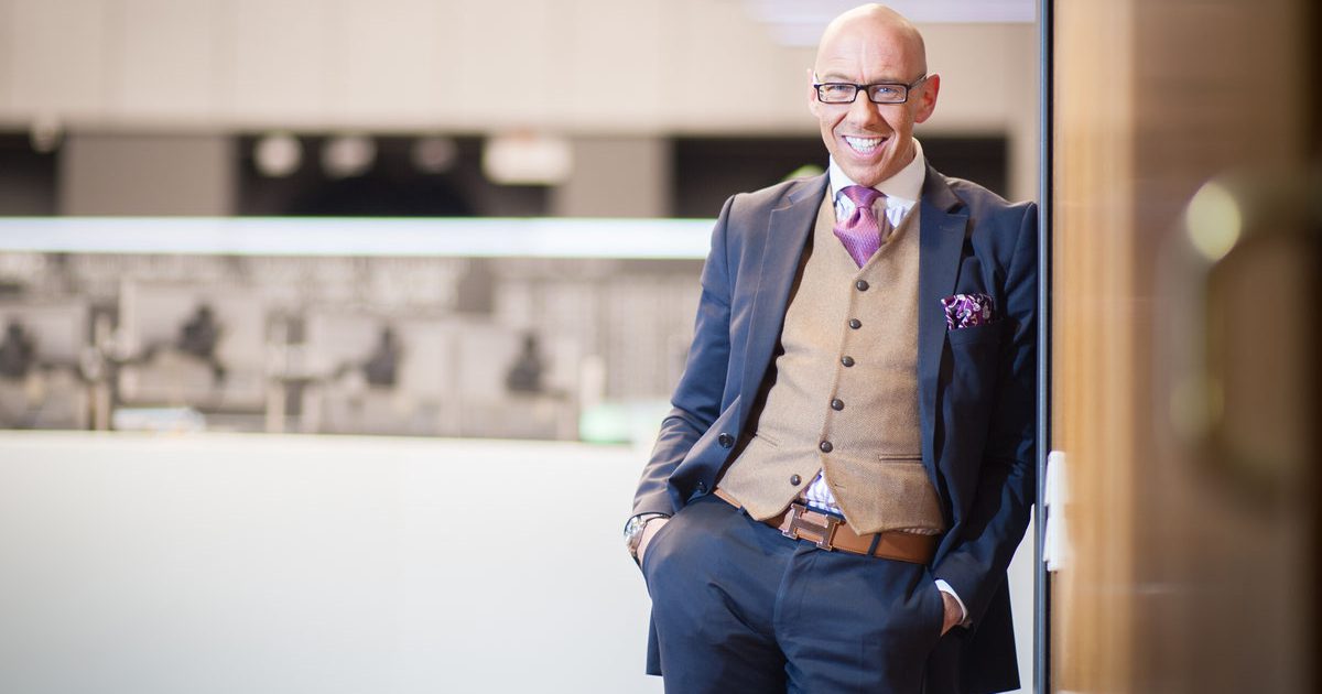 MICK KNAUFF - Fashion Guide Magazin