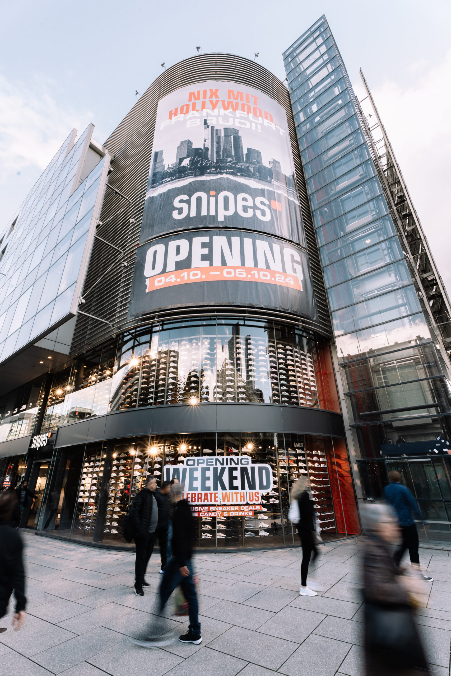 Zweitgrößter Store weltweit: SNIPES eröffnet neuen Flagship-Store auf ...